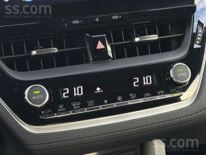 Balts Toyota Corolla Cross 2022 Rīga, ar dzinēja tilpumu 2.00 L un nobraukumu 26 tūkst. km par 30990 €, foto 28 vietnē AUTOMOTO.COM.LV