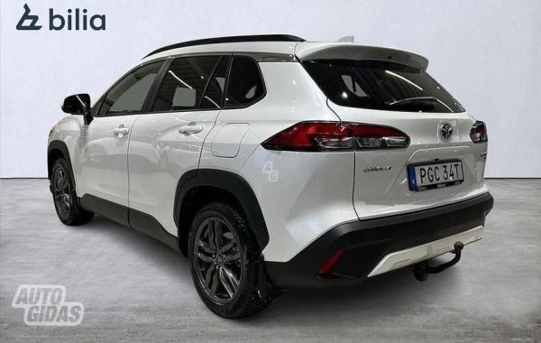 Белый Тойота Corolla Cross 2023 в Каунас, объемом двигателя 0.00 л и пробегом 43 тыс. км за 35209 €, фото 2 на AUTOMOTO.COM.LV