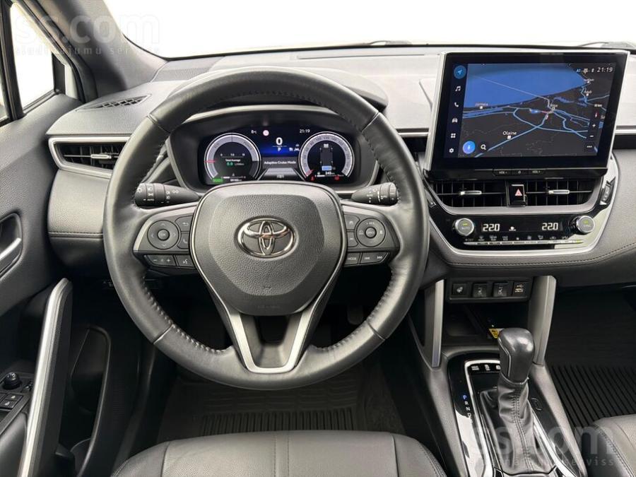 Белый Тойота Corolla Cross 2023 в Рига, объемом двигателя 2.00 л и пробегом 59 тыс. км за 29990 €, фото 10 на AUTOMOTO.COM.LV