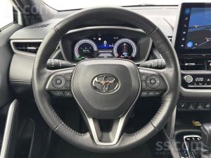 Белый Тойота Corolla Cross 2023 в Рига, объемом двигателя 2.00 л и пробегом 59 тыс. км за 29990 €, фото 13 на AUTOMOTO.COM.LV