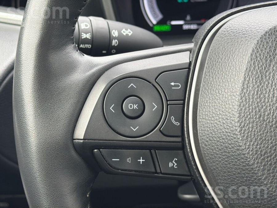 Белый Тойота Corolla Cross 2023 в Рига, объемом двигателя 2.00 л и пробегом 59 тыс. км за 29990 €, фото 22 на AUTOMOTO.COM.LV
