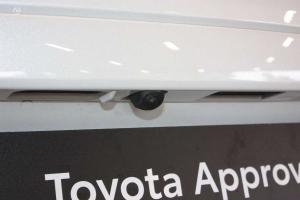 White Toyota Corolla Cross 2023 in Kaunas, with an engine capacity of 1.99 L and mileage of 55 thousand km for 30900 €, photo 20 on AUTOMOTO.COM.LV