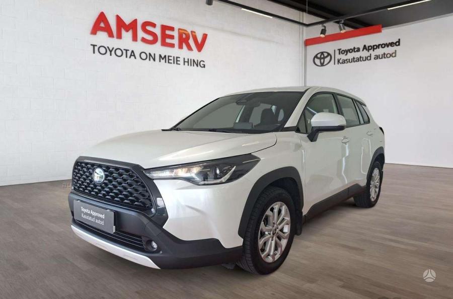 Белый Тойота Corolla Cross 2023 в Вильнюс, объемом двигателя 1.80 л и пробегом 124 тыс. км за 25500 €, фото 1 на AUTOMOTO.COM.LV