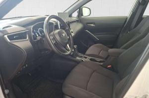 Белый Тойота Corolla Cross 2023 в Вильнюс, объемом двигателя 1.80 л и пробегом 124 тыс. км за 25500 €, фото 12 на AUTOMOTO.COM.LV