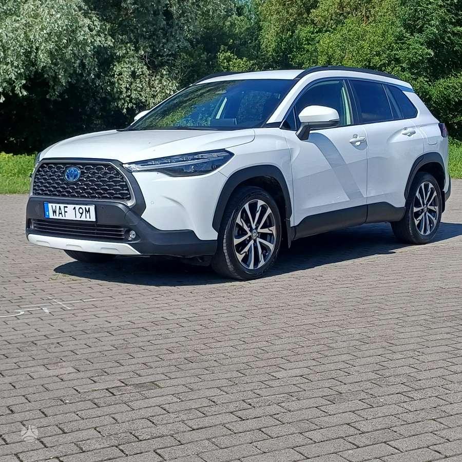 Balts Toyota Corolla Cross 2023 Šauļi, ar dzinēja tilpumu 0.00 L un nobraukumu 240 tūkst. km par 19900 €, foto 6 vietnē AUTOMOTO.COM.LV