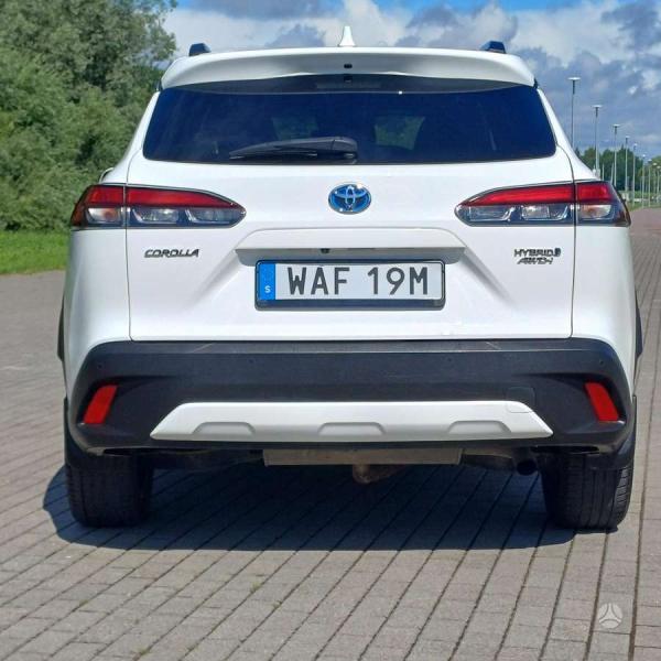 Balts Toyota Corolla Cross 2023 Šauļi, ar dzinēja tilpumu 0.00 L un nobraukumu 240 tūkst. km par 19900 €, foto 10 vietnē AUTOMOTO.COM.LV