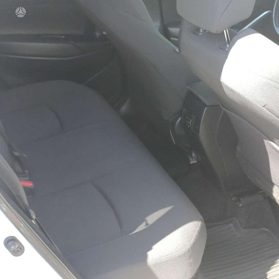 Balts Toyota Corolla Cross 2023 Šauļi, ar dzinēja tilpumu 0.00 L un nobraukumu 240 tūkst. km par 19900 €, foto 19 vietnē AUTOMOTO.COM.LV