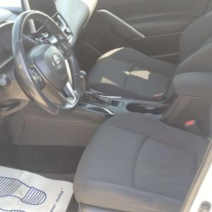 Balts Toyota Corolla Cross 2023 Šauļi, ar dzinēja tilpumu 0.00 L un nobraukumu 240 tūkst. km par 19900 €, foto 21 vietnē AUTOMOTO.COM.LV
