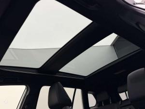 Белый Тойота Corolla Cross 2023 в Паневежис, объемом двигателя 1.99 л и пробегом 119 тыс. км за 30990 €, фото 39 на AUTOMOTO.COM.LV