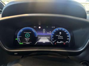 Balts Toyota Corolla Cross 2023 Šauļi, ar dzinēja tilpumu 1.99 L un nobraukumu 51 tūkst. km par 32900 €, foto 26 vietnē AUTOMOTO.COM.LV