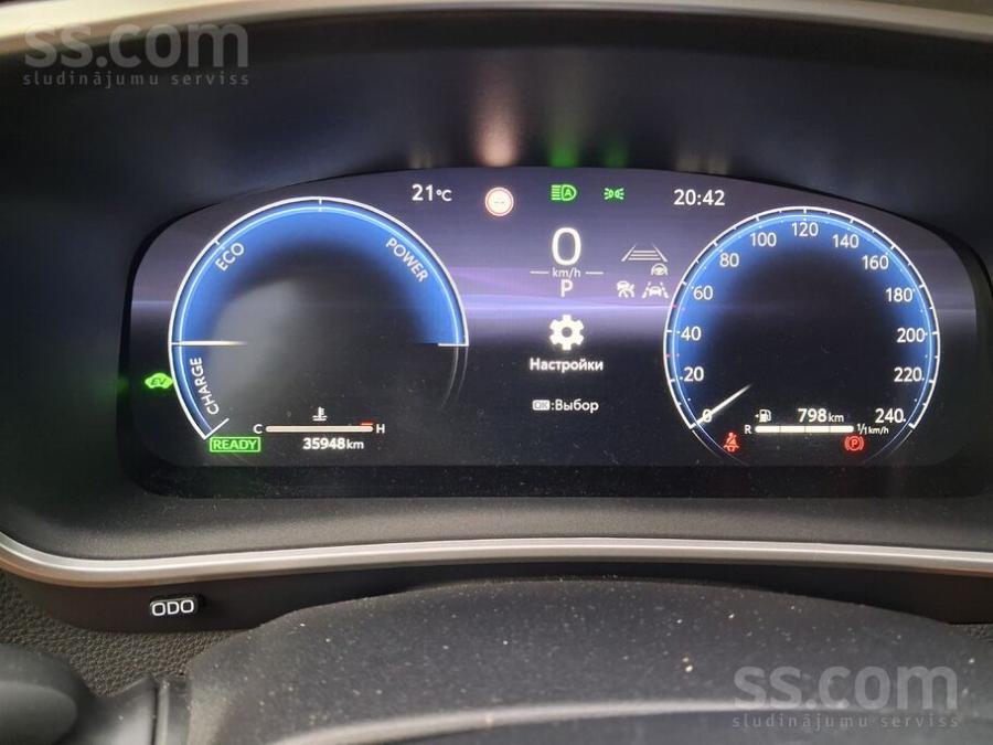 Balts Toyota Corolla Cross 2023 Rīga, ar dzinēja tilpumu 2.00 L un nobraukumu 36 tūkst. km par 30250 €, foto 16 vietnē AUTOMOTO.COM.LV
