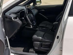 Белый Тойота Corolla Cross 2023 в Кедайняй, объемом двигателя 1.99 л и пробегом 49 тыс. км за 32900 €, фото 27 на AUTOMOTO.COM.LV