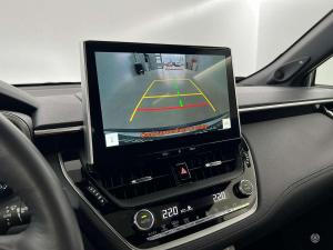 Белый Тойота Corolla Cross 2023 в Вильнюс, объемом двигателя 1.99 л и пробегом 62 тыс. км за 33900 €, фото 24 на AUTOMOTO.COM.LV