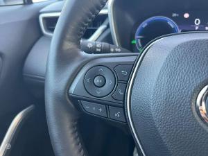 Balts Toyota Corolla Cross 2023 Viļņa, ar dzinēja tilpumu 1.99 L un nobraukumu 52 tūkst. km par 26999 €, foto 23 vietnē AUTOMOTO.COM.LV