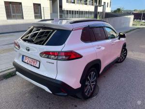 Белый Тойота Corolla Cross 2023 в Вильнюс, объемом двигателя 1.80 л и пробегом 185 тыс. км за 20900 €, фото 7 на AUTOMOTO.COM.LV