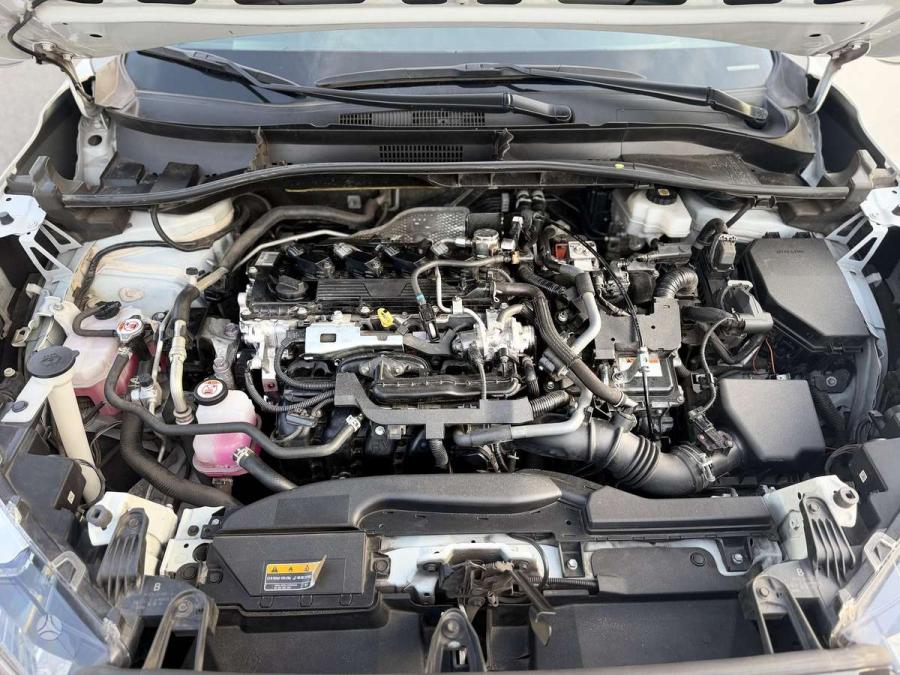 Белый Тойота Corolla Cross 2023 в Вильнюс, объемом двигателя 1.80 л и пробегом 185 тыс. км за 20900 €, фото 19 на AUTOMOTO.COM.LV