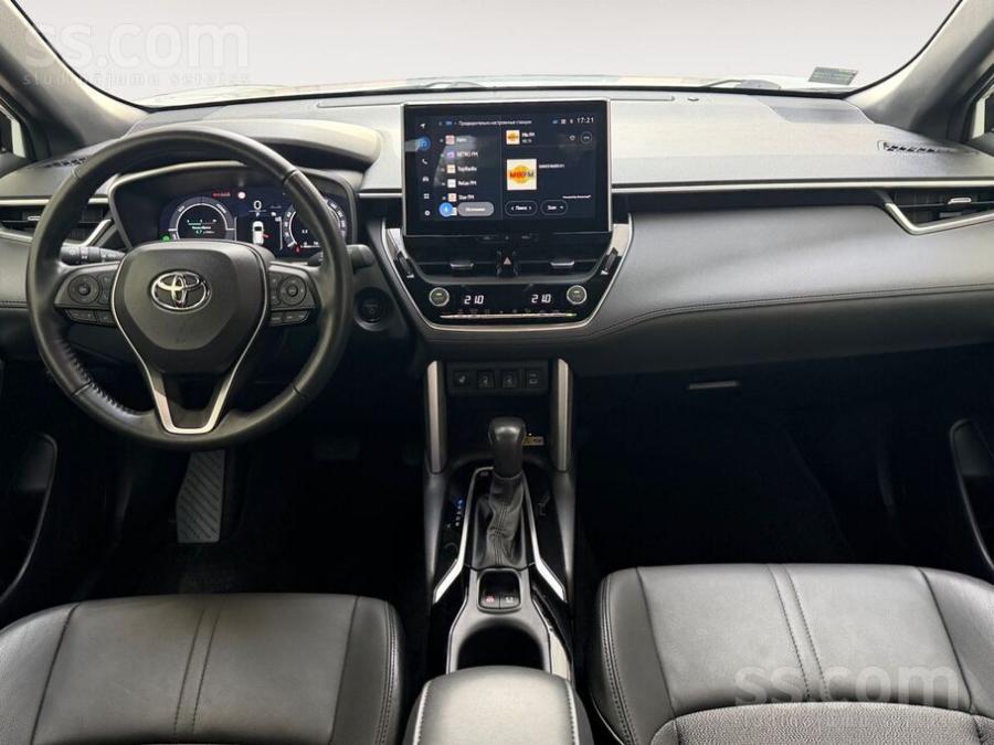 Balts Toyota Corolla Cross 2024 Rīga, ar dzinēja tilpumu 1.80 L un nobraukumu 48 tūkst. km par 28900 €, foto 10 vietnē AUTOMOTO.COM.LV