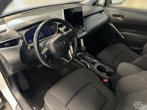 Balts Toyota Corolla Cross 2024 Viļņa, ar dzinēja tilpumu 1.80 L un nobraukumu 93 tūkst. km par 27500 €, foto 12 vietnē AUTOMOTO.COM.LV