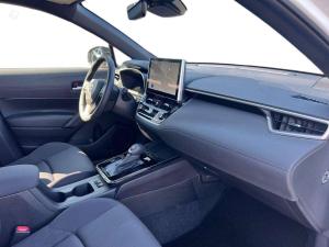 Белый Тойота Corolla Cross 2025 в Клайпеда, объемом двигателя 1.80 л и пробегом 7 тыс. км за 32000 €, фото 7 на AUTOMOTO.COM.LV
