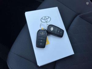 Белый Тойота Corolla Cross 2025 в Клайпеда, объемом двигателя 1.80 л и пробегом 7 тыс. км за 32000 €, фото 24 на AUTOMOTO.COM.LV