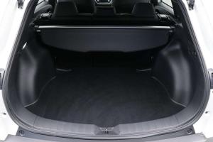 Белый Тойота Corolla Cross 2025 в Вильнюс, объемом двигателя 1.80 л и пробегом 43 тыс. км за 32900 €, фото 12 на AUTOMOTO.COM.LV