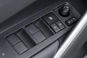 Белый Тойота Corolla Cross 2025 в Вильнюс, объемом двигателя 1.80 л и пробегом 43 тыс. км за 32900 €, фото 23 на AUTOMOTO.COM.LV