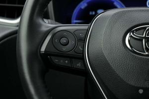 Белый Тойота Corolla Cross 2025 в Вильнюс, объемом двигателя 1.80 л и пробегом 43 тыс. км за 32900 €, фото 27 на AUTOMOTO.COM.LV