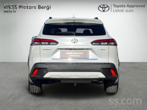 Balts Toyota Corolla Cross 2025 Rīga, ar dzinēja tilpumu 2.00 L un nobraukumu 43 tūkst. km par 33490 €, foto 5 vietnē AUTOMOTO.COM.LV