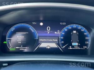 Balts Toyota Corolla Cross 2025 Rīga, ar dzinēja tilpumu 2.00 L un nobraukumu 43 tūkst. km par 33490 €, foto 14 vietnē AUTOMOTO.COM.LV