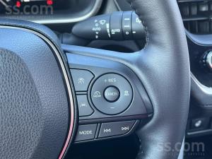 Balts Toyota Corolla Cross 2025 Rīga, ar dzinēja tilpumu 2.00 L un nobraukumu 43 tūkst. km par 33490 €, foto 18 vietnē AUTOMOTO.COM.LV