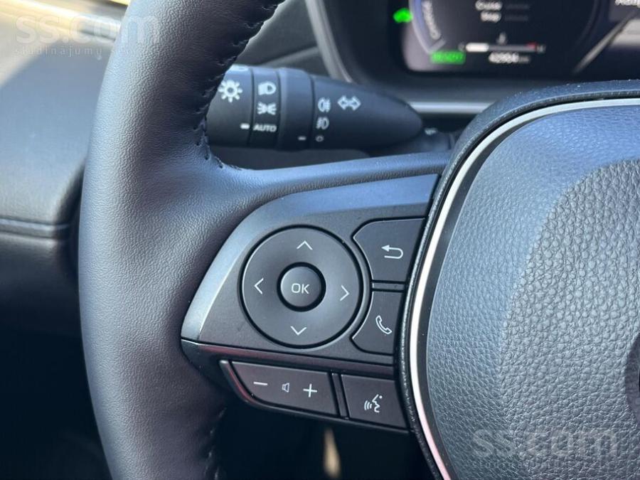 Balts Toyota Corolla Cross 2025 Rīga, ar dzinēja tilpumu 2.00 L un nobraukumu 43 tūkst. km par 33490 €, foto 22 vietnē AUTOMOTO.COM.LV