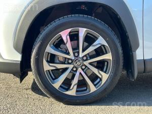 Balts Toyota Corolla Cross 2025 Rīga, ar dzinēja tilpumu 2.00 L un nobraukumu 43 tūkst. km par 33490 €, foto 23 vietnē AUTOMOTO.COM.LV