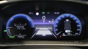 White Toyota Corolla Cross 2023 in Tallinn, with an engine capacity of 1.80 L and mileage of 102 thousand km for 25990 €, photo 14 on AUTOMOTO.COM.LV