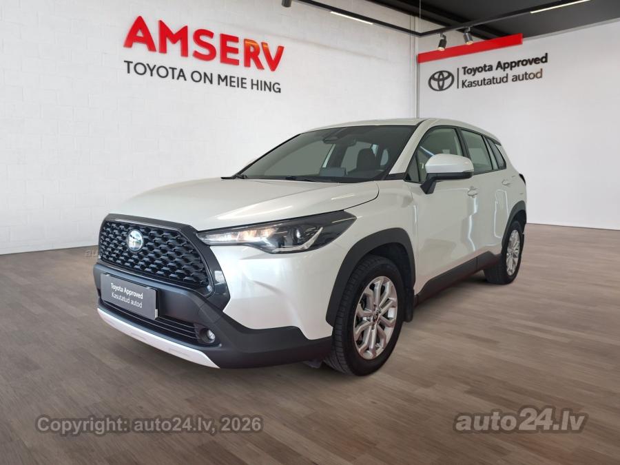 Белый Тойота Corolla Cross 2023 в Вильянди, объемом двигателя 1.80 л и пробегом 124 тыс. км за 24990 €, фото 1 на AUTOMOTO.COM.LV