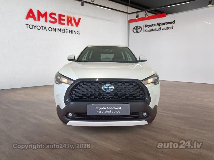 Белый Тойота Corolla Cross 2023 в Вильянди, объемом двигателя 1.80 л и пробегом 124 тыс. км за 24990 €, фото 6 на AUTOMOTO.COM.LV