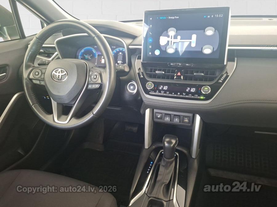 Белый Тойота Corolla Cross 2023 в Вильянди, объемом двигателя 1.80 л и пробегом 124 тыс. км за 24990 €, фото 10 на AUTOMOTO.COM.LV
