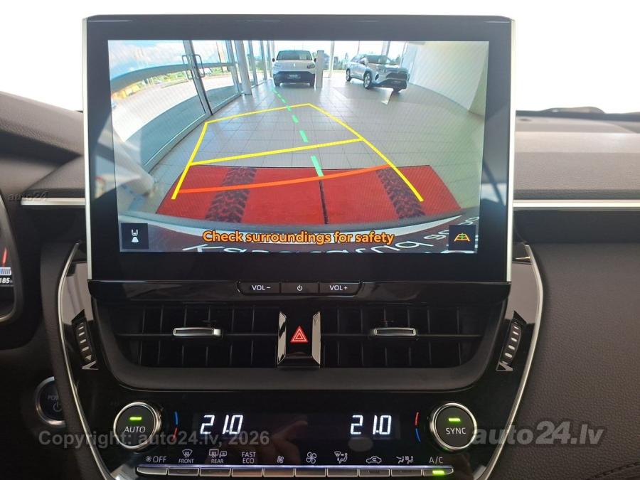 Белый Тойота Corolla Cross 2023 в Вильянди, объемом двигателя 1.80 л и пробегом 124 тыс. км за 24990 €, фото 15 на AUTOMOTO.COM.LV