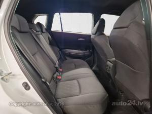 Balts Toyota Corolla Cross 2023 Tallina, ar dzinēja tilpumu 1.80 L un nobraukumu 139 tūkst. km par 24490 €, foto 8 vietnē AUTOMOTO.COM.LV