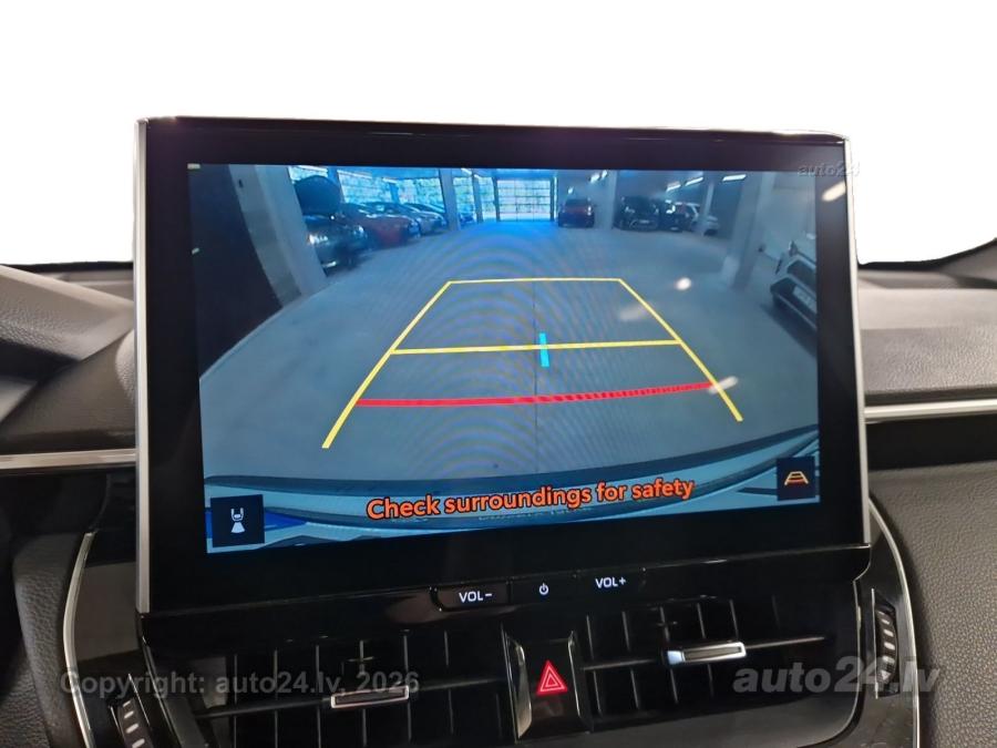 Balts Toyota Corolla Cross 2023 Tallina, ar dzinēja tilpumu 1.80 L un nobraukumu 139 tūkst. km par 24490 €, foto 14 vietnē AUTOMOTO.COM.LV