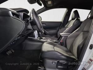 Белый Тойота Corolla Cross 2023 в Таллин, объемом двигателя 1.80 л и пробегом 91 тыс. км за 28490 €, фото 12 на AUTOMOTO.COM.LV