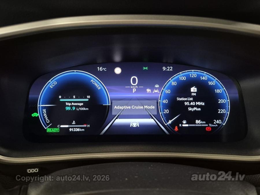 Белый Тойота Corolla Cross 2023 в Таллин, объемом двигателя 1.80 л и пробегом 91 тыс. км за 28490 €, фото 14 на AUTOMOTO.COM.LV