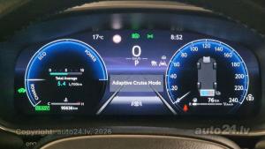 Белый Тойота Corolla Cross 2023 в Таллин, объемом двигателя 1.80 л и пробегом 96 тыс. км за 25990 €, фото 14 на AUTOMOTO.COM.LV