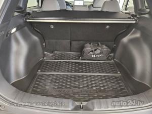 Balts Toyota Corolla Cross 2023 Rakvere, ar dzinēja tilpumu 1.80 L un nobraukumu 34 tūkst. km par 28990 €, foto 13 vietnē AUTOMOTO.COM.LV