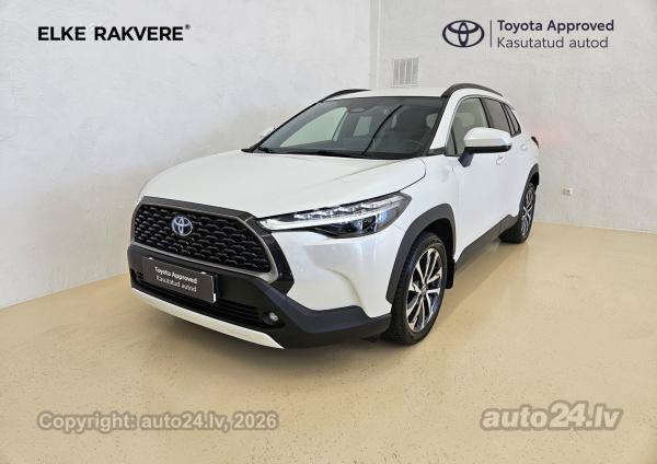 Белый Тойота Corolla Cross 2023 в Раквере, объемом двигателя 1.80 л и пробегом 34 тыс. км за 28990 €, фото 1 на AUTOMOTO.COM.LV