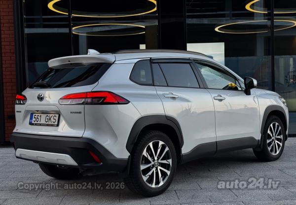 Тойота Corolla Cross 2023 в Таллин на AUTOMOTO.COM.LV Белый Тойота Corolla Cross 2023 в Таллин, объемом двигателя 1.80 л и пробегом 29 тыс. км за 28500 €, фото 7 на AUTOMOTO.COM.LV