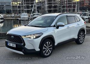 Белый Тойота Corolla Cross 2023 в Таллин, объемом двигателя 1.80 л и пробегом 29 тыс. км за 28500 €, фото 12 на AUTOMOTO.COM.LV