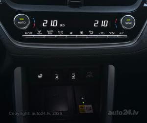 Белый Тойота Corolla Cross 2023 в Таллин, объемом двигателя 1.80 л и пробегом 29 тыс. км за 28500 €, фото 18 на AUTOMOTO.COM.LV