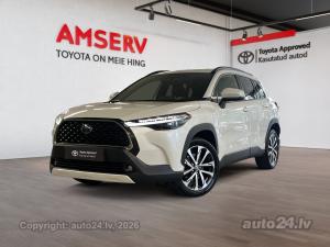 Белый Тойота Corolla Cross 2024 в Таллин, объемом двигателя 1.80 л и пробегом 85 тыс. км за 26990 €, фото  на AUTOMOTO.COM.LV