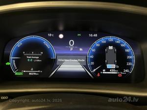 Белый Тойота Corolla Cross 2024 в Таллин, объемом двигателя 1.80 л и пробегом 85 тыс. км за 26990 €, фото 14 на AUTOMOTO.COM.LV