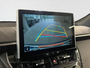 Белый Тойота Corolla Cross 2024 в Таллин, объемом двигателя 1.80 л и пробегом 85 тыс. км за 26990 €, фото 15 на AUTOMOTO.COM.LV
